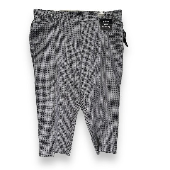 George | Pants & Jumpsuits | George Black White Geometric Slim Your ...